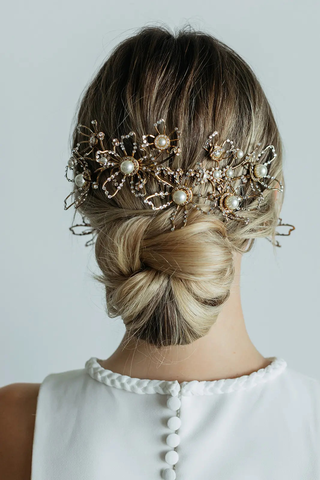 DIVINE COMB – mariaelenaheadpieces